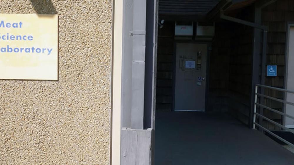 Meat Laboratory | UC Davis Department of Animal Science